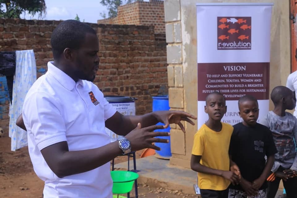 The “Soap bubbles against Coronavirus” initiative reached the “Love ...
